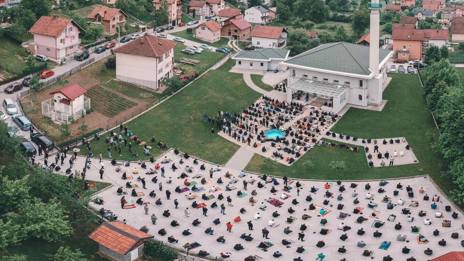 Džemat Podlugovi: Slike reda i dostojanstvenih safova | Preporod.info