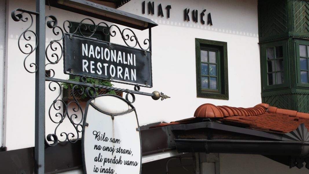 Sarajevska šetnja: Inat kuća - legenda o upornosti i tvrdoglavosti ...