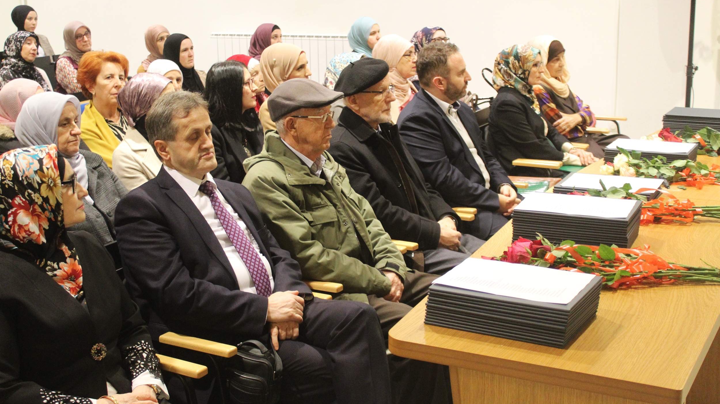 Bosanska Sumejja: Doprinos savremenom razumijevanju vjere i izraz ...