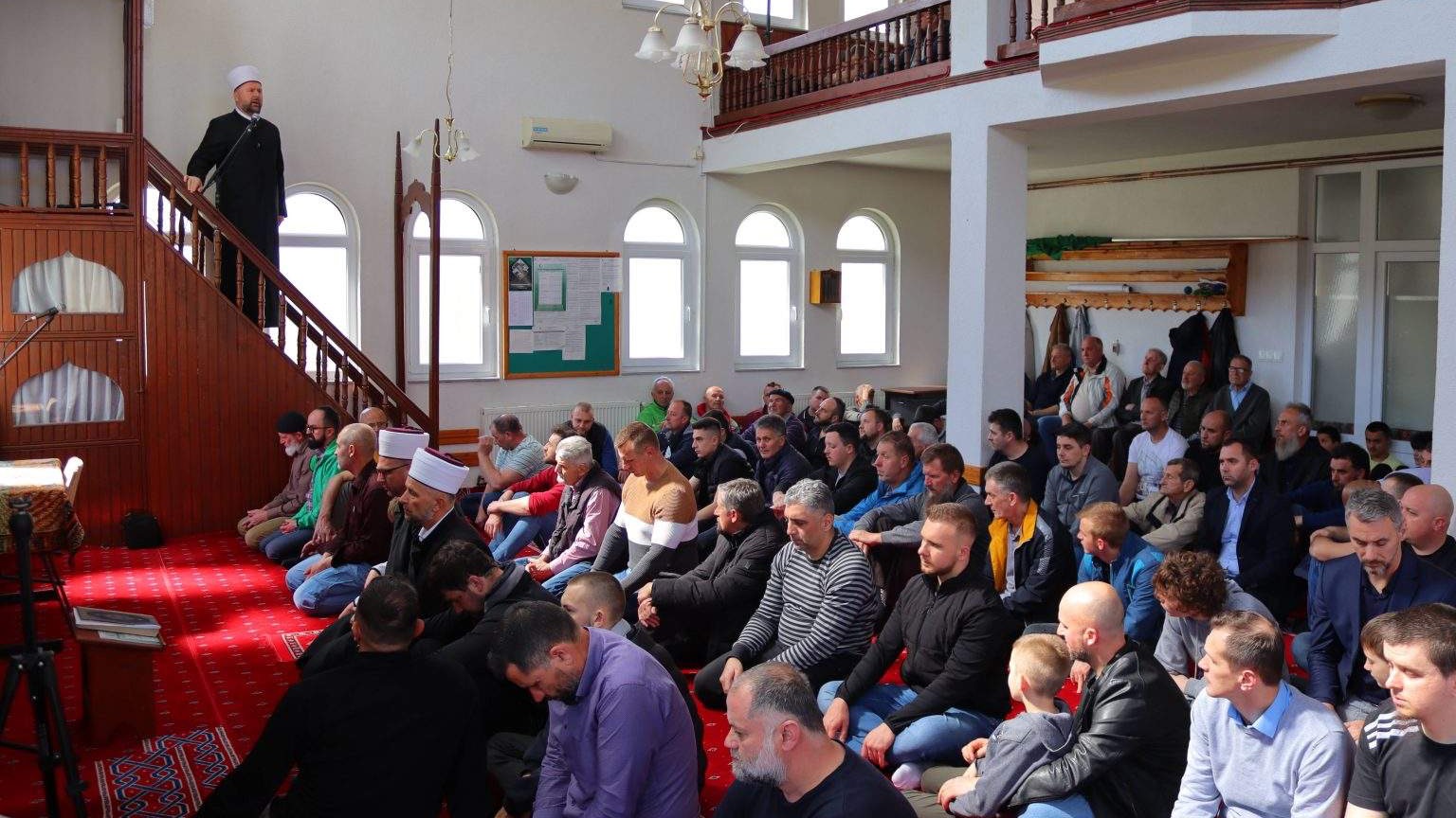 Drugu ramazansku hutbu muftija zenički održao u džematu Liješnica ...