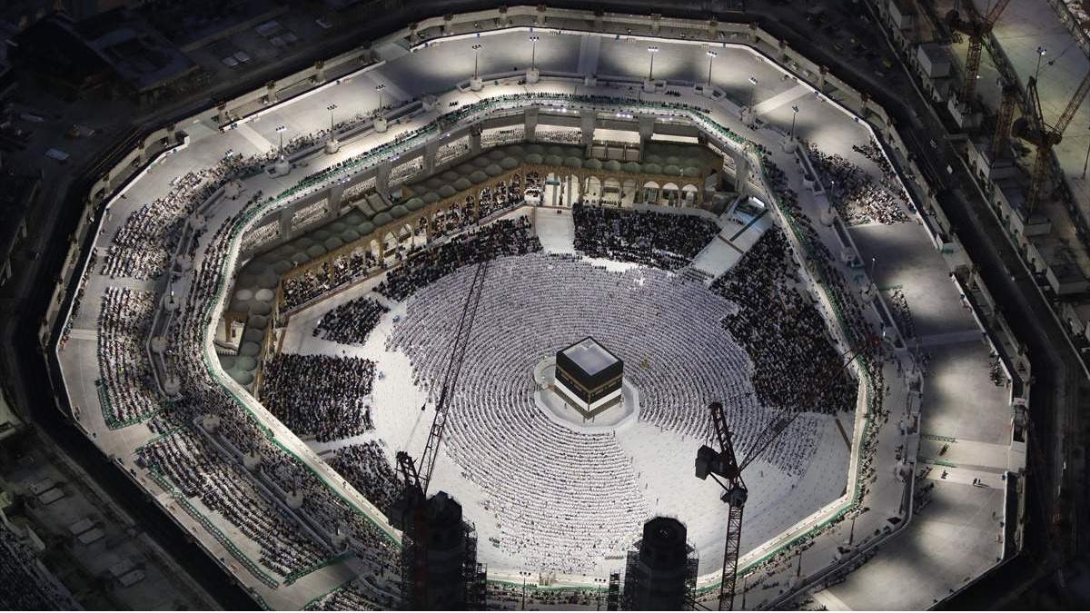 Muhidin-ef. Topčagić: Ukoliko želimo Allahovu, dž.š, milost, moramo ...