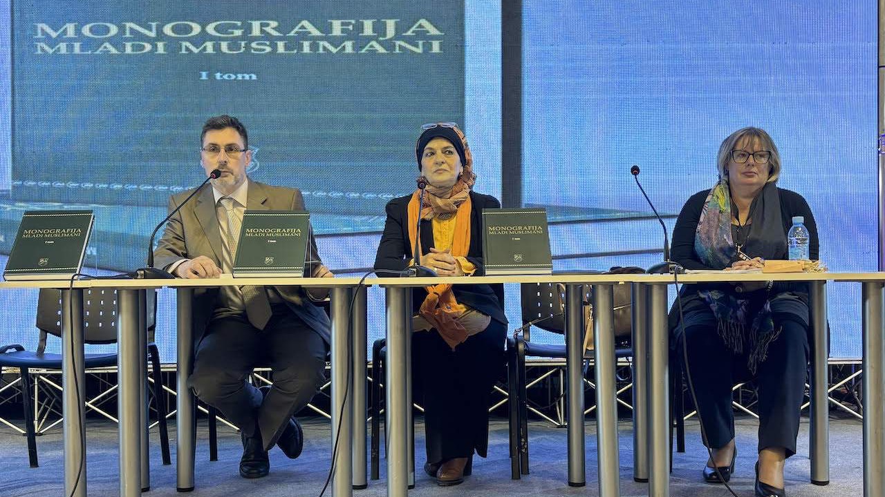 Zenica: Promocija projekta "Pod nebom vedre vjere - Islam i Evropa u ...