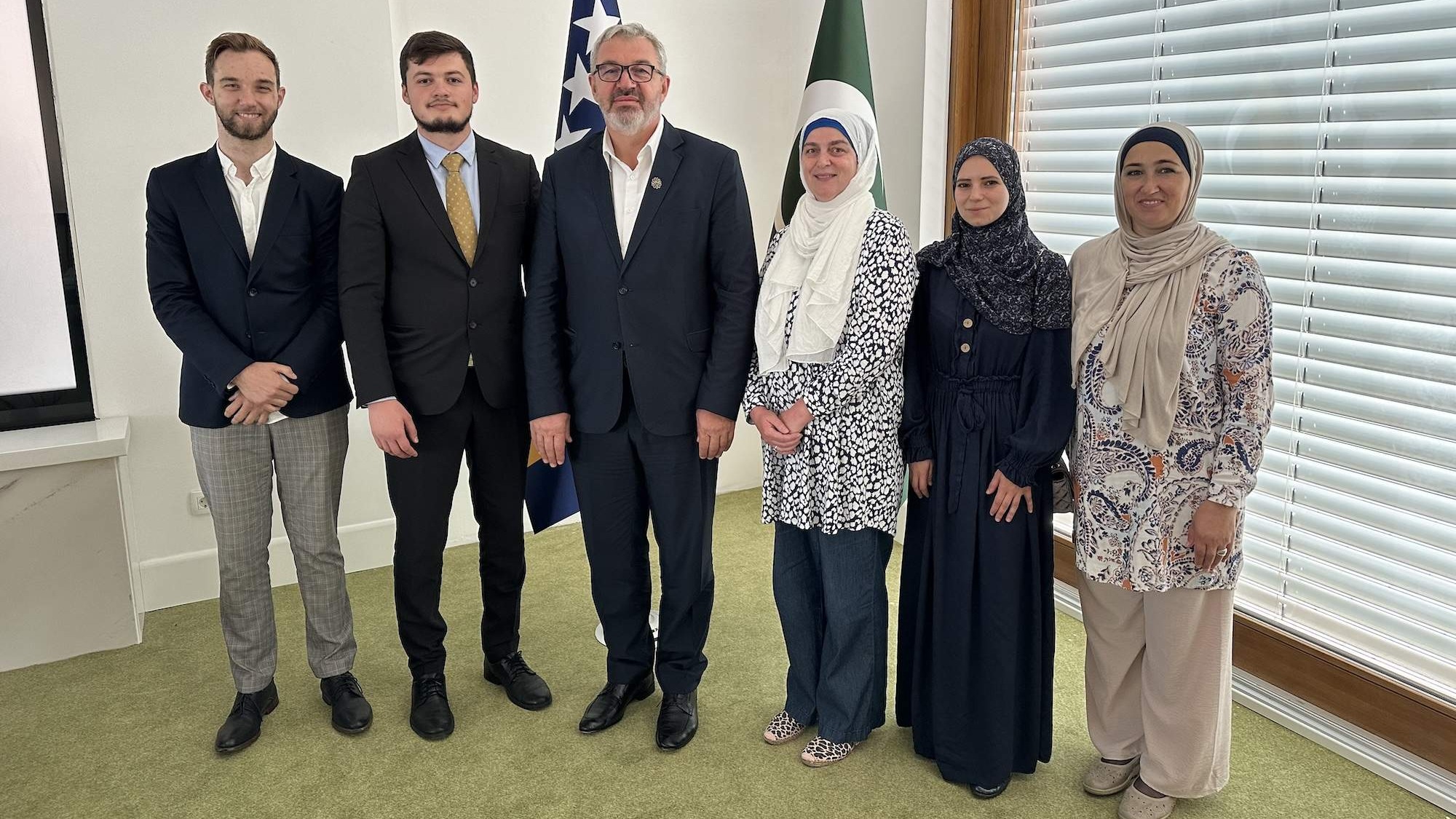 Predstavnici Fondacije za obrazovanje, promociju zdravlja i unapređenje ...