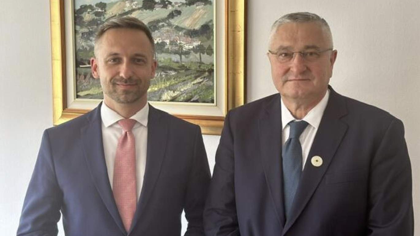 Muftiju Fazlovića posjeto dugogodišnji mutevelija tuzlanskog džemata ...