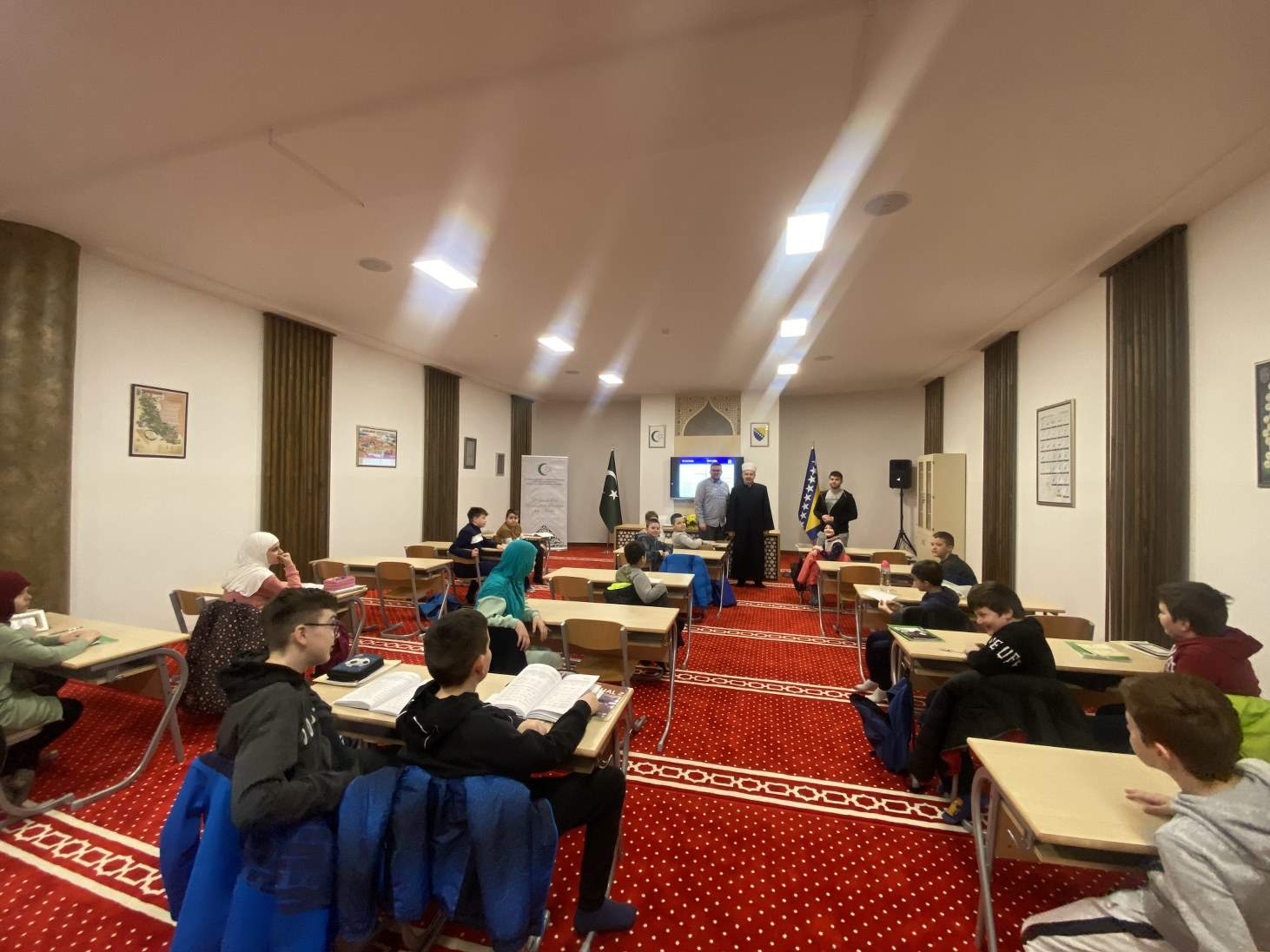 Muftija sarajevski u posjeti mektebima na području MIZ Sarajevo ...