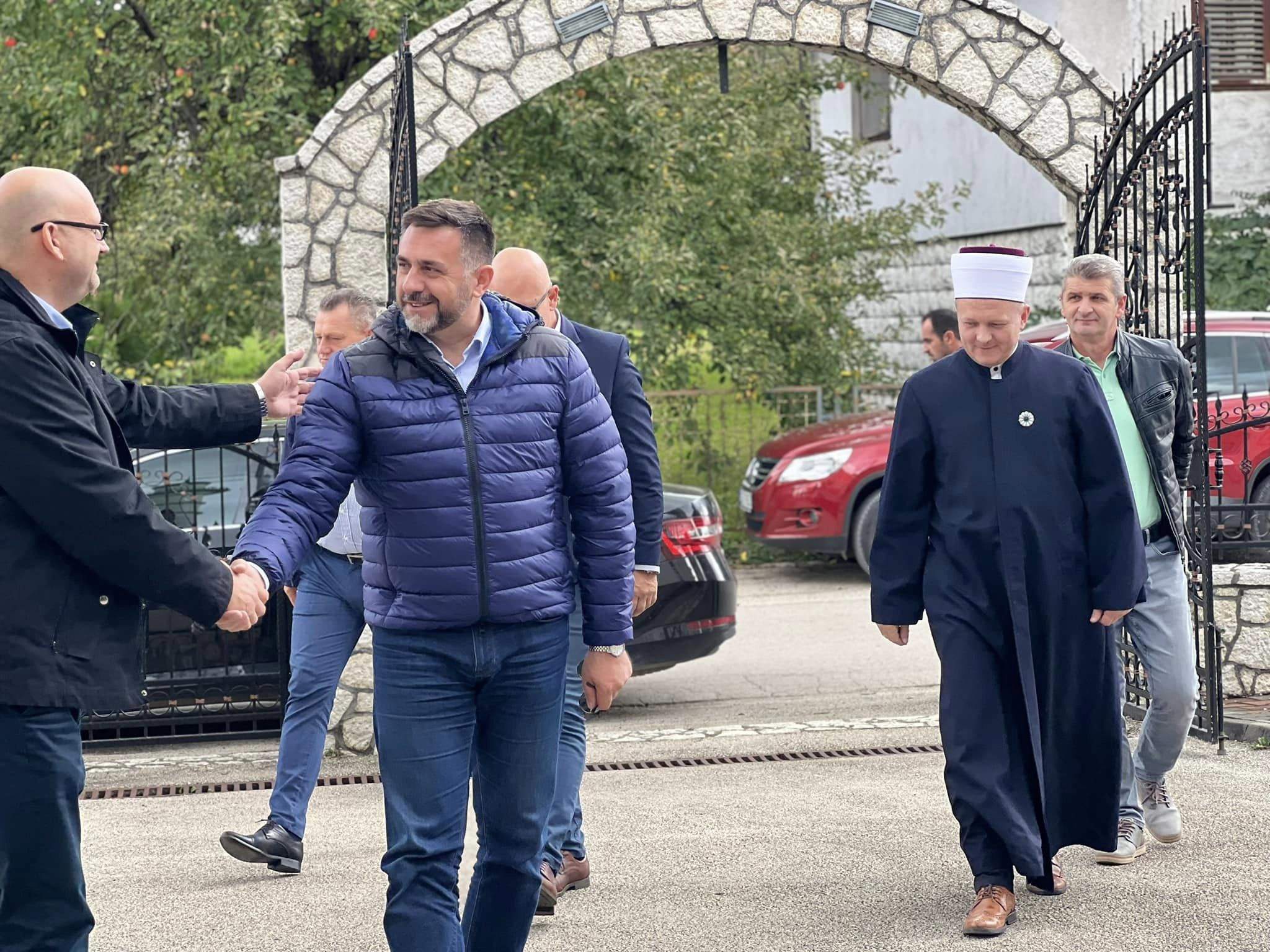 Ramić posjetio Medžlis Teslić: Razgovarano o budućim projektima ...