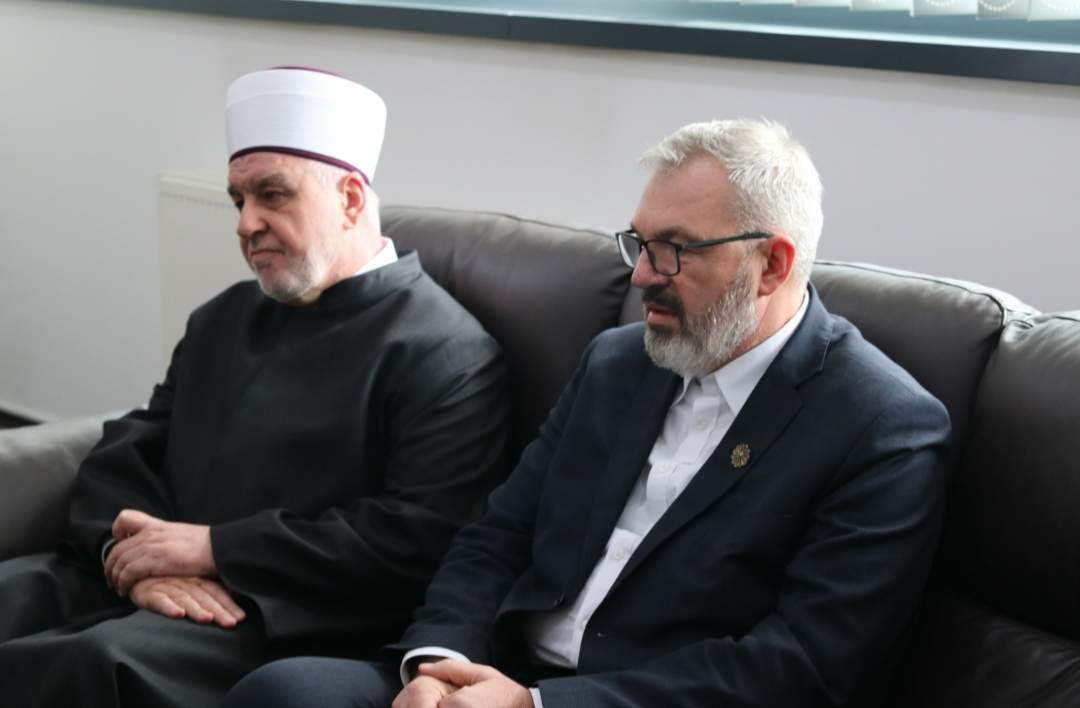 Reisul-ulema posjetio studentski dom Qatar Charity (VIDEO) | Preporod.info